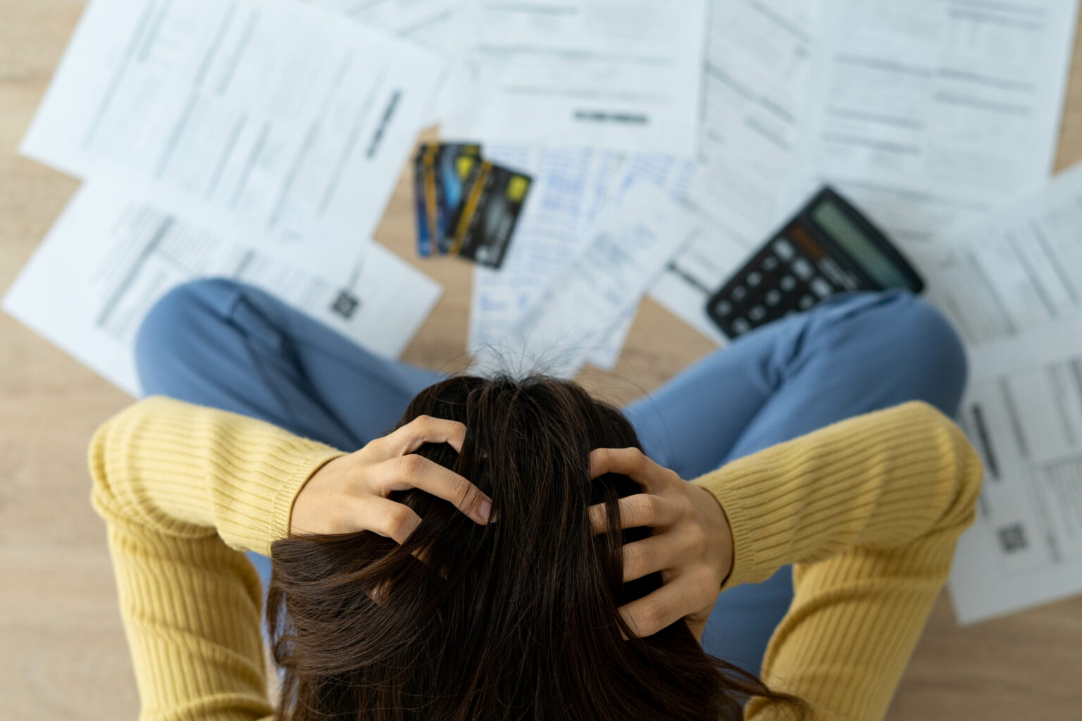 Spending Anonymous: Overcoming Debt Addiction and Compulsive Spending